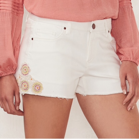 LC Lauren Conrad | Shorts | Lc Lauren Conrad White Cutoff Jean Shorts ...